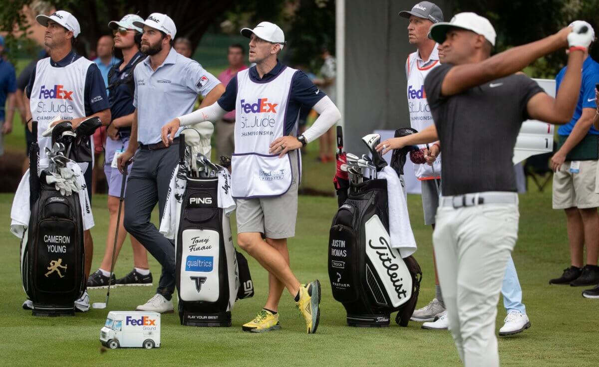 FAQ: Do PGA Tour caddies pay their own expenses? - Caddie Network